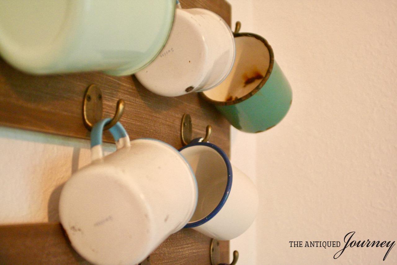 Enamel Everywhere: 7 Stunning Ideas for Decorating with Vintage ...