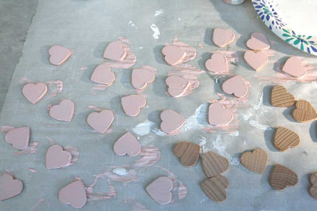 DIY Farmhouse Valentine Decorations - The Antiqued Journey