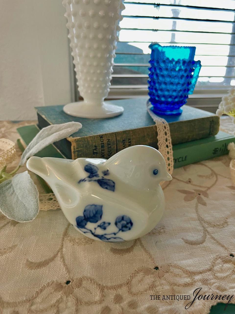 How To Create A Vignette Display - The Antiqued Journey