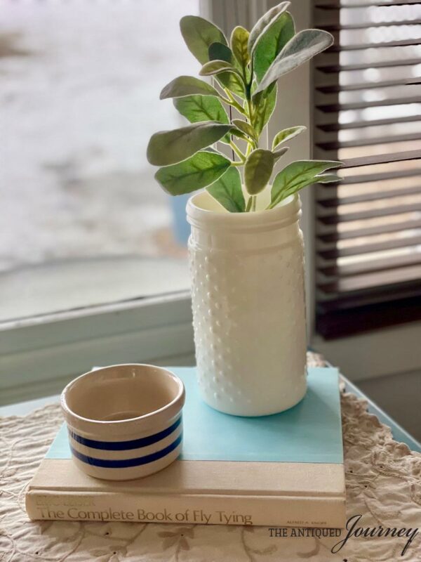 How To Create A Vignette Display - The Antiqued Journey