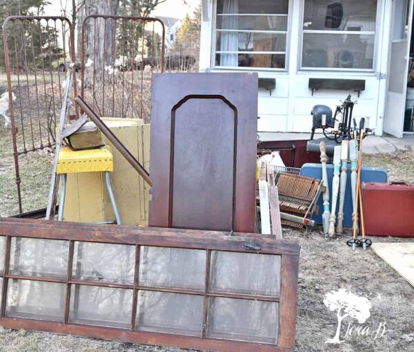 Charming Vintage Home Decorating Tips With Lora Bloomquist - The ...