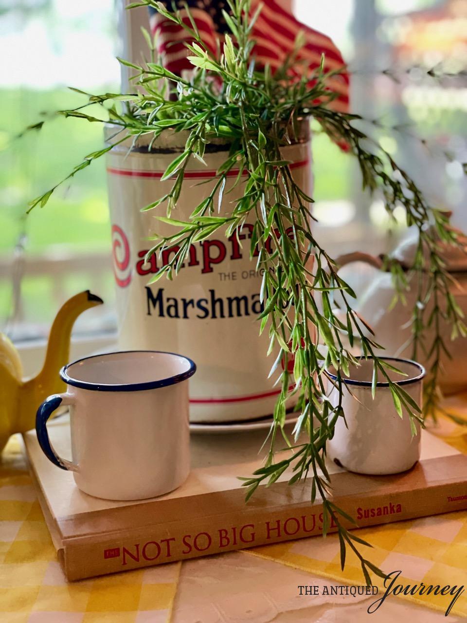 Enamel Everywhere: 7 Stunning Ideas for Decorating with Vintage ...