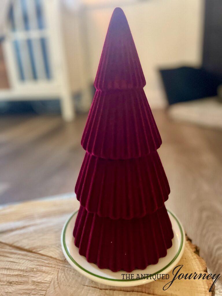 Christmas Vignette With Velvet and Pinecones - The Antiqued Journey