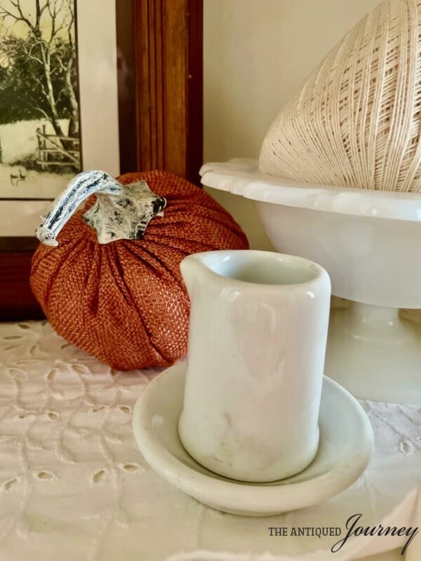 Cute Vintage Decor Ideas for Café Creamers - The Antiqued Journey