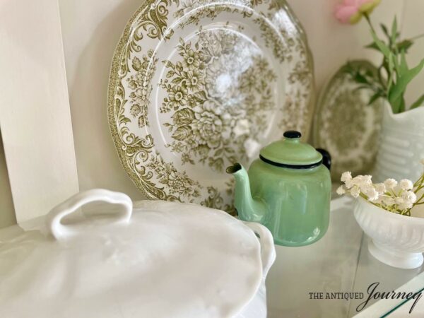 14 Spring Decor Ideas: Vintage Finds for a Fresh Start - The Antiqued ...