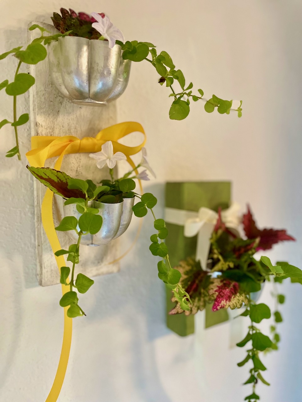 Up-Cycle Tin Molds Into Stylish Vintage Wall Pockets - The Antiqued Journey