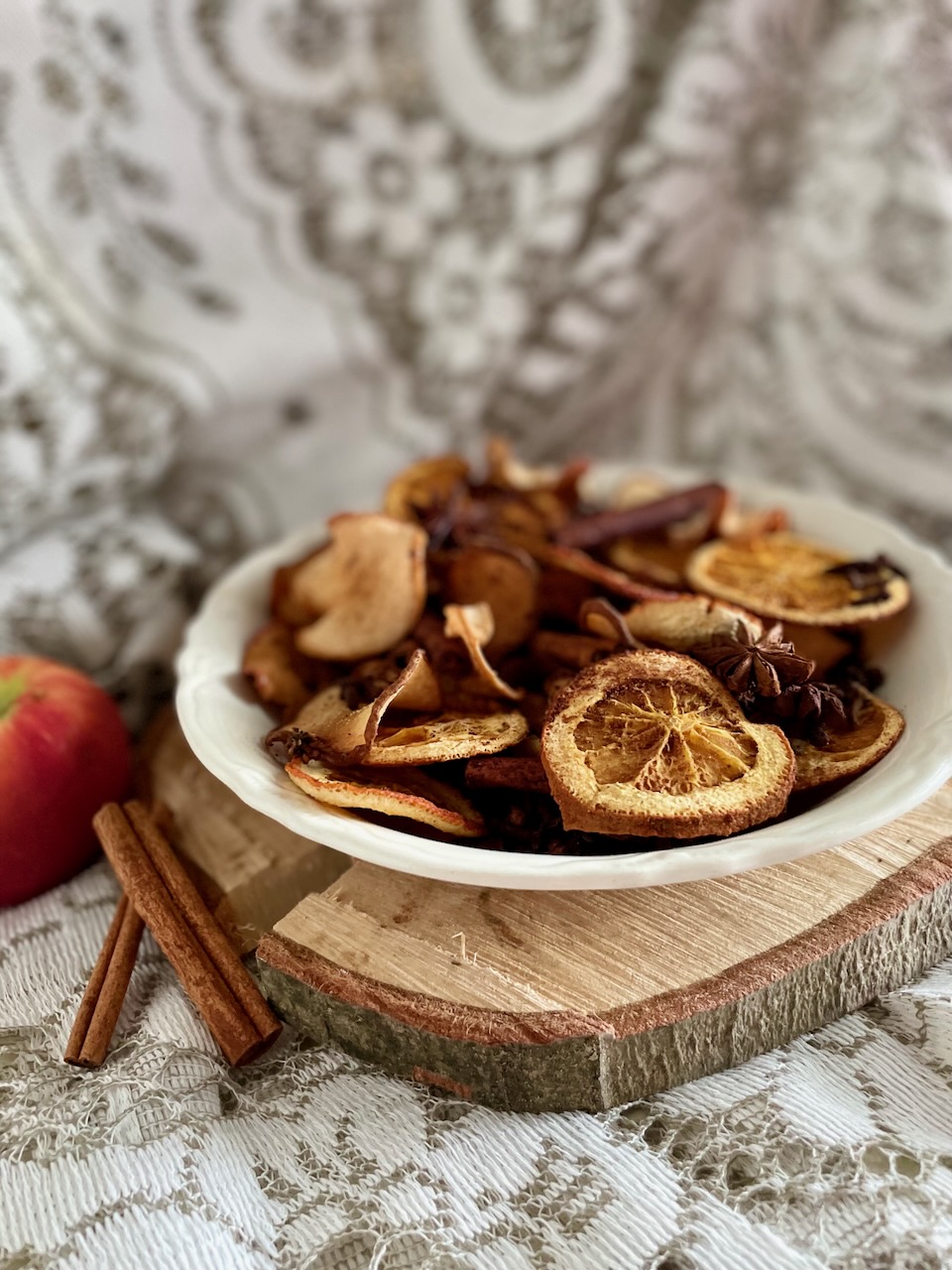 How to Make Fall Potpourri with Dried Fruit - The Antiqued Journey