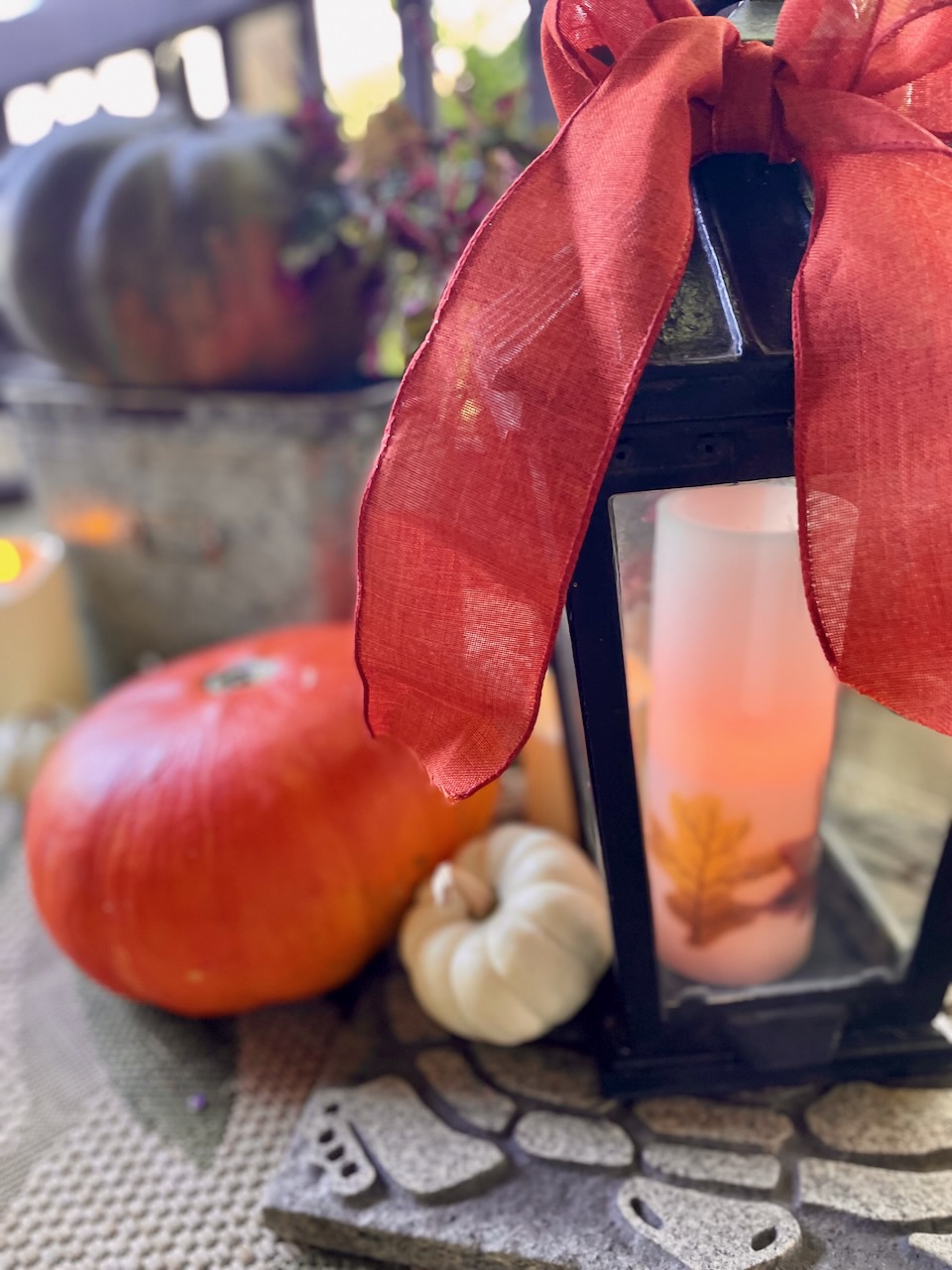 Thrifty Fall Porch Decor and Patio Ideas with Everyday Items - The ...